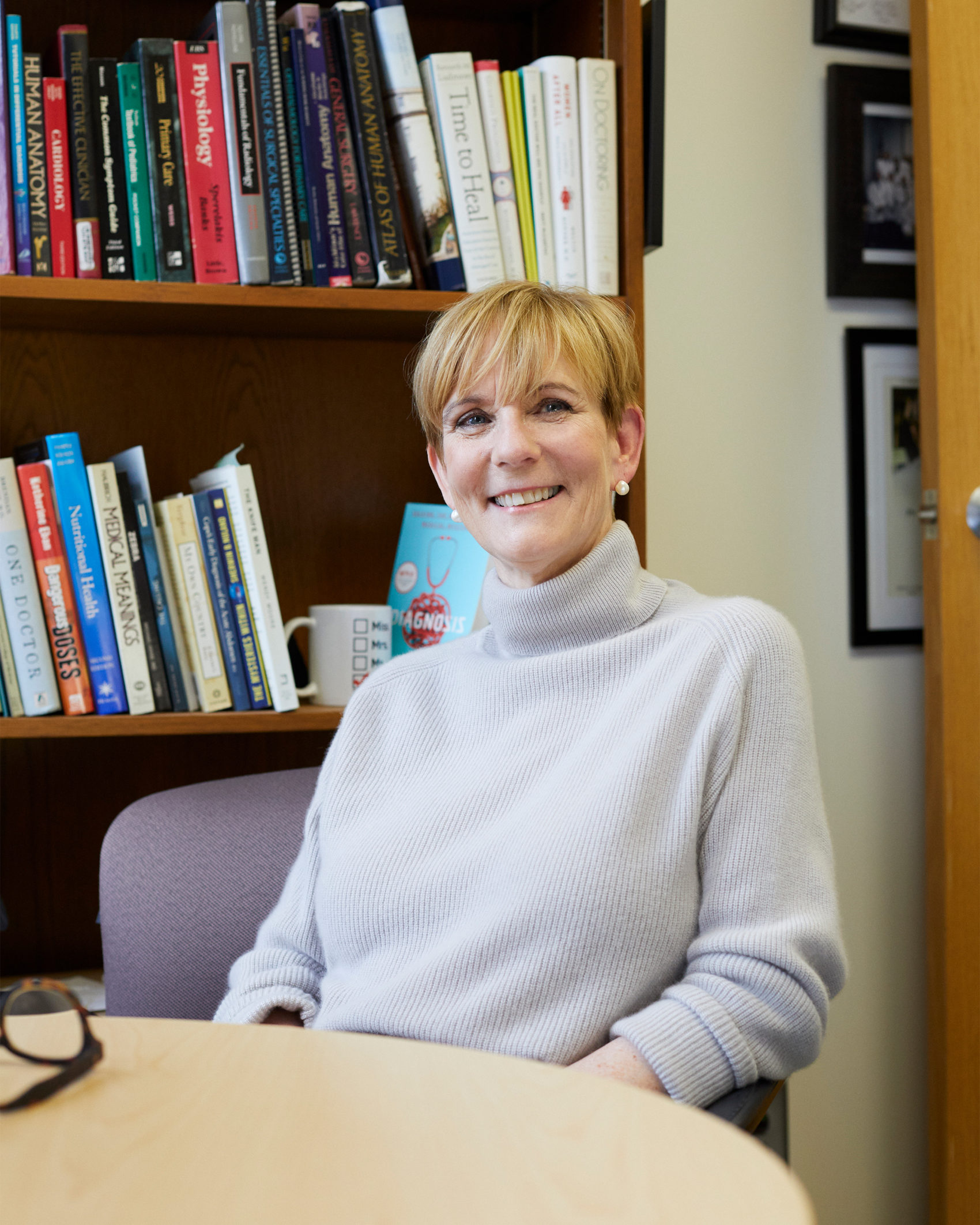 Dr. Lisa Sanders Solves Medical Mysteries and Answers Over 100 Emails a ...