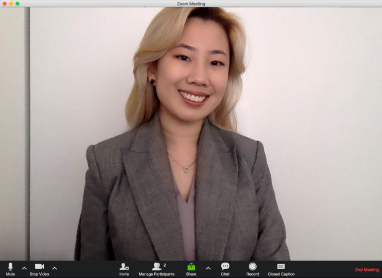 10 Foolproof Virtual Interview Outfits (Depending on Your Industry)