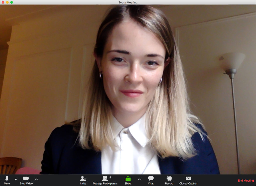 10 Foolproof Virtual Interview Outfits (Depending on Your Industry)