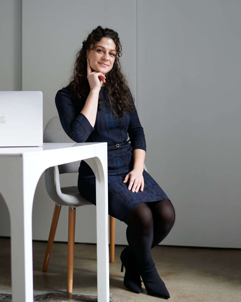 Wearing Tights at Work: The Ultimate M.M. Guide